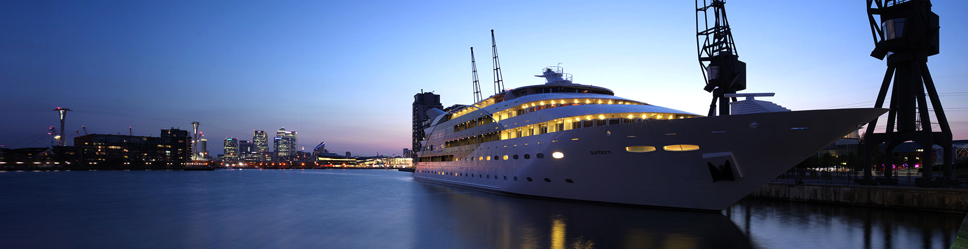 sunborn-banner - London's Royal Docks